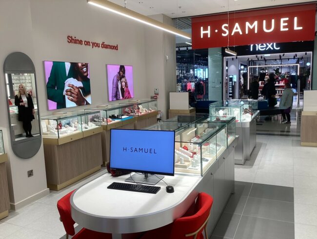 H. Samuel: Now Open - The Friary Guildford